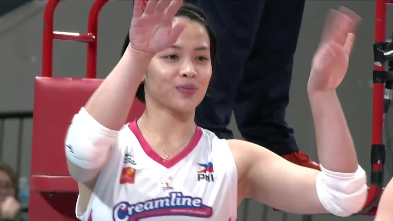 Creamline DELIVER SOLID REJECTIONS vs. Chery Tiggo in Set 3 | 2025 PVL Invitational - YouTube
