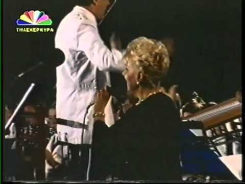 Το Φεγγαρι Ειναι Κοκκινο - ΚΛΕΙΩ ΔΕΝΑΡΔΟΥ & ΜΑΝΤΖΑΡΟΣ - YouTube