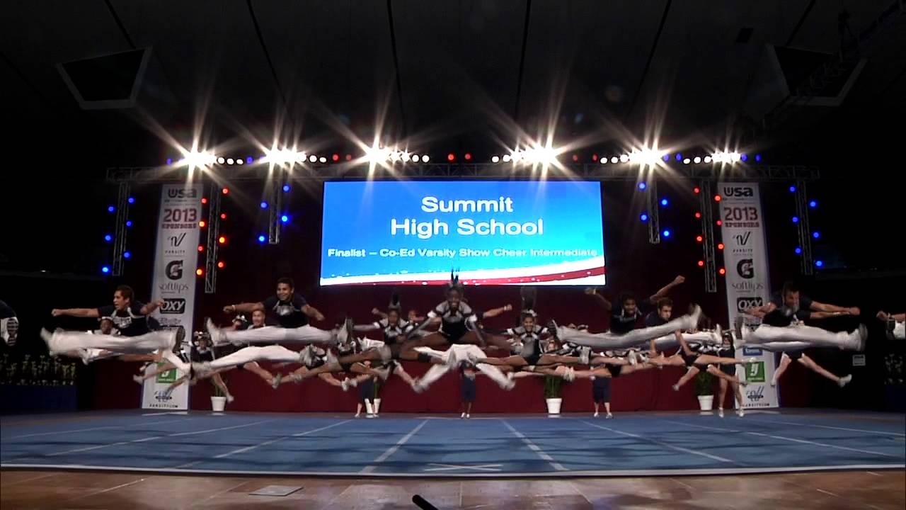 Summit HS - Co-Ed Varsity Show Cheer - YouTube