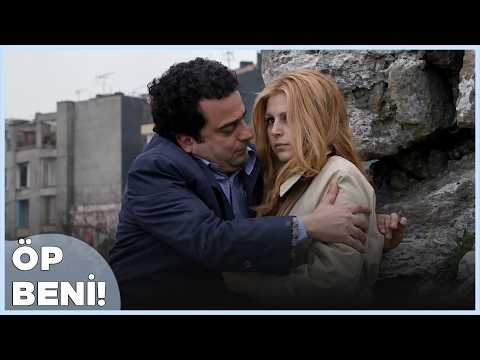 Nereden Çıktı Bu Velet Türk Filmi | Zeki ile Alev Öpüşüyor