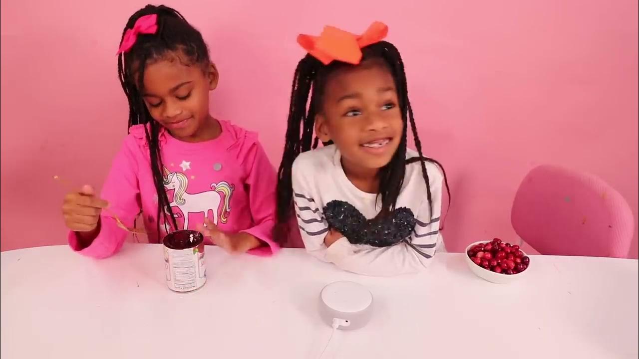 Naiah And Elli Toys Show Real Food Vs Thanksgiving Food Youtube