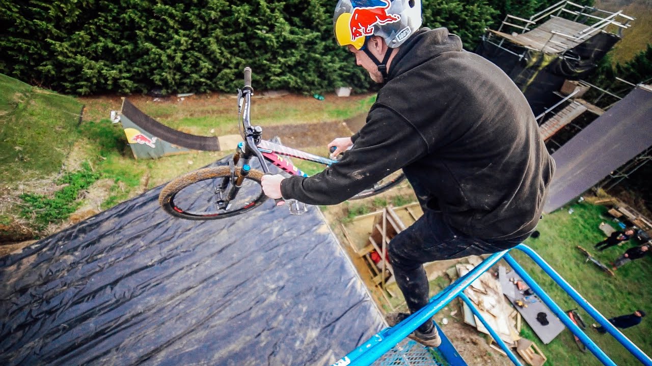 DOUBLE BACKFLIPS, DROPS & HUGE SLOPESTLYE MTB JUMPS!! - YouTube