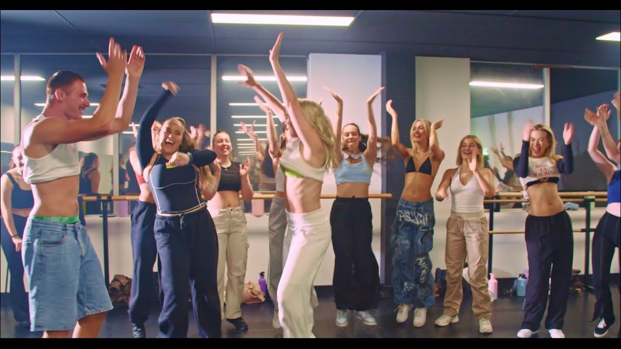 WIND IT UP 🪩 Choreographed by Tahlia Heyward-Ferors - YouTube