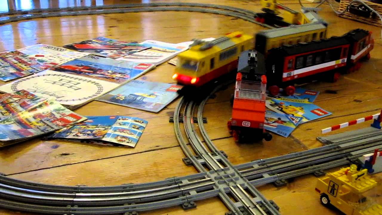 LEGO TRAIN SET 7740 12V 4.5V GREY ERA - YouTube
