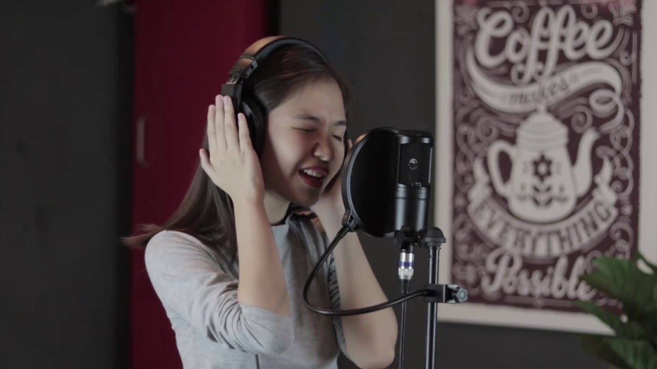 SPEECHLESS - Naomi Scott (cover by Shier Vanny) - YouTube