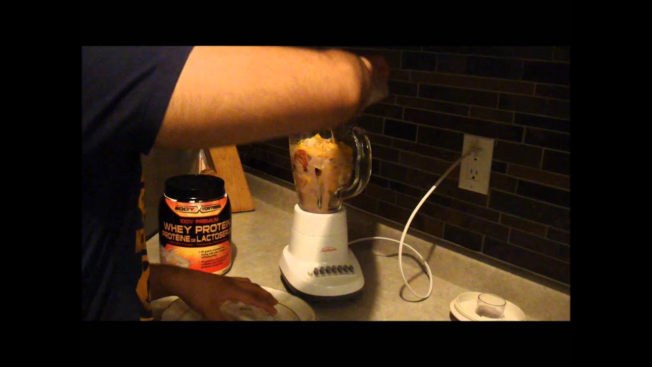 Home made mass builder shake - YouTube