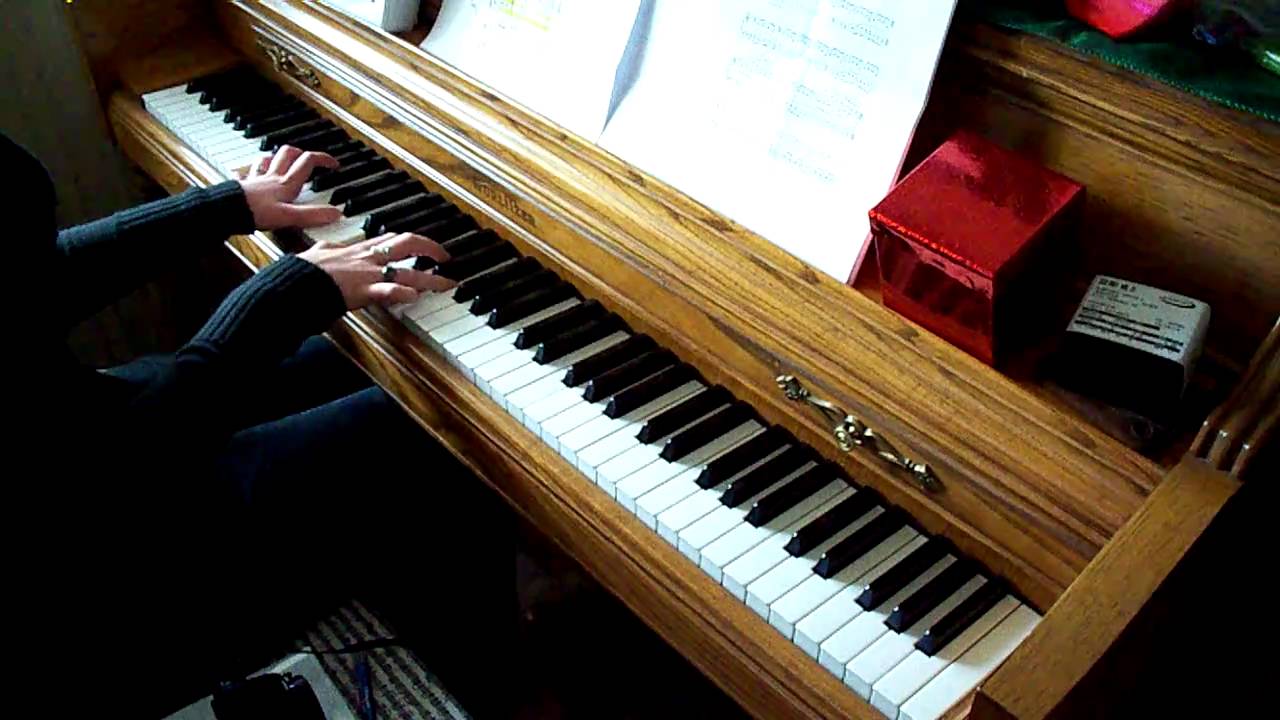 Winter Snow On Piano - YouTube