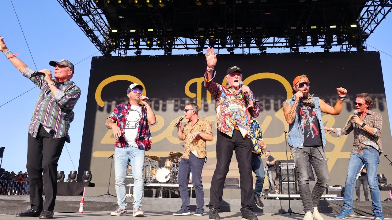 The Beach Boys live 2022 concert @Texas Trust Texas - YouTube