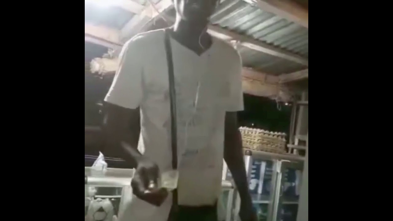 See how man pronounces Kaesar Apple and Lucozade😂😂😂😂Very funny😂😂 - YouTube