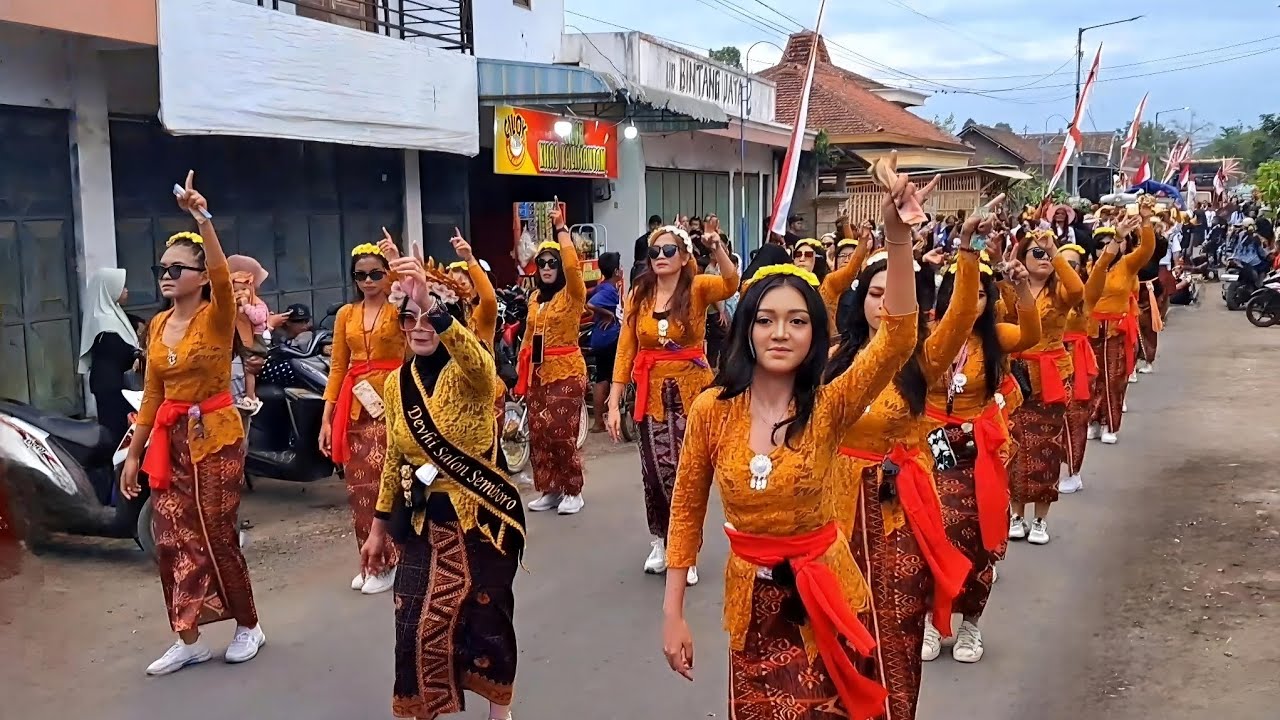 Karnaval Joget DJ Santri Pekok oleh Peserta No 2.14 Desa Semboro Jember ...