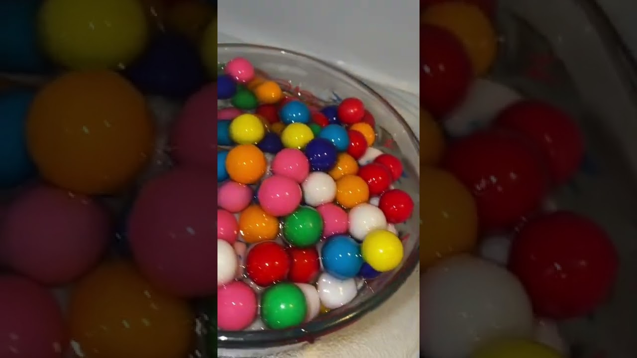 How to Combine 500 pieces of Gum into a GAINT GUM BALL - YouTube