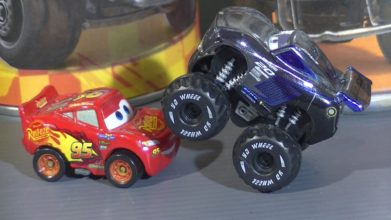 Disney Cars 3 Mini Racers Race\Corrida de mini carros da Disney Cars 3 ...