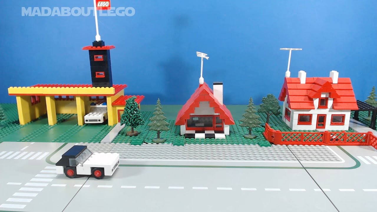 LEGO Town House With Car 346. - YouTube