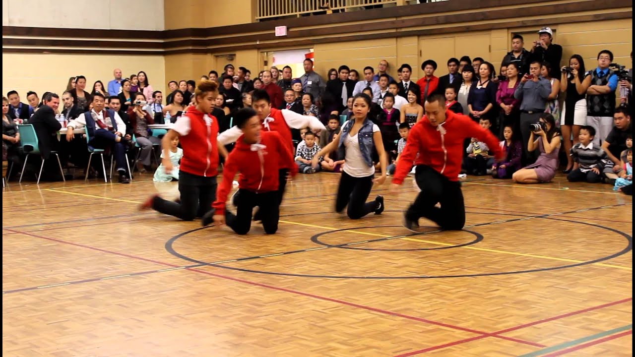 Hmong Canada New Year 2012-2013 - YouTube