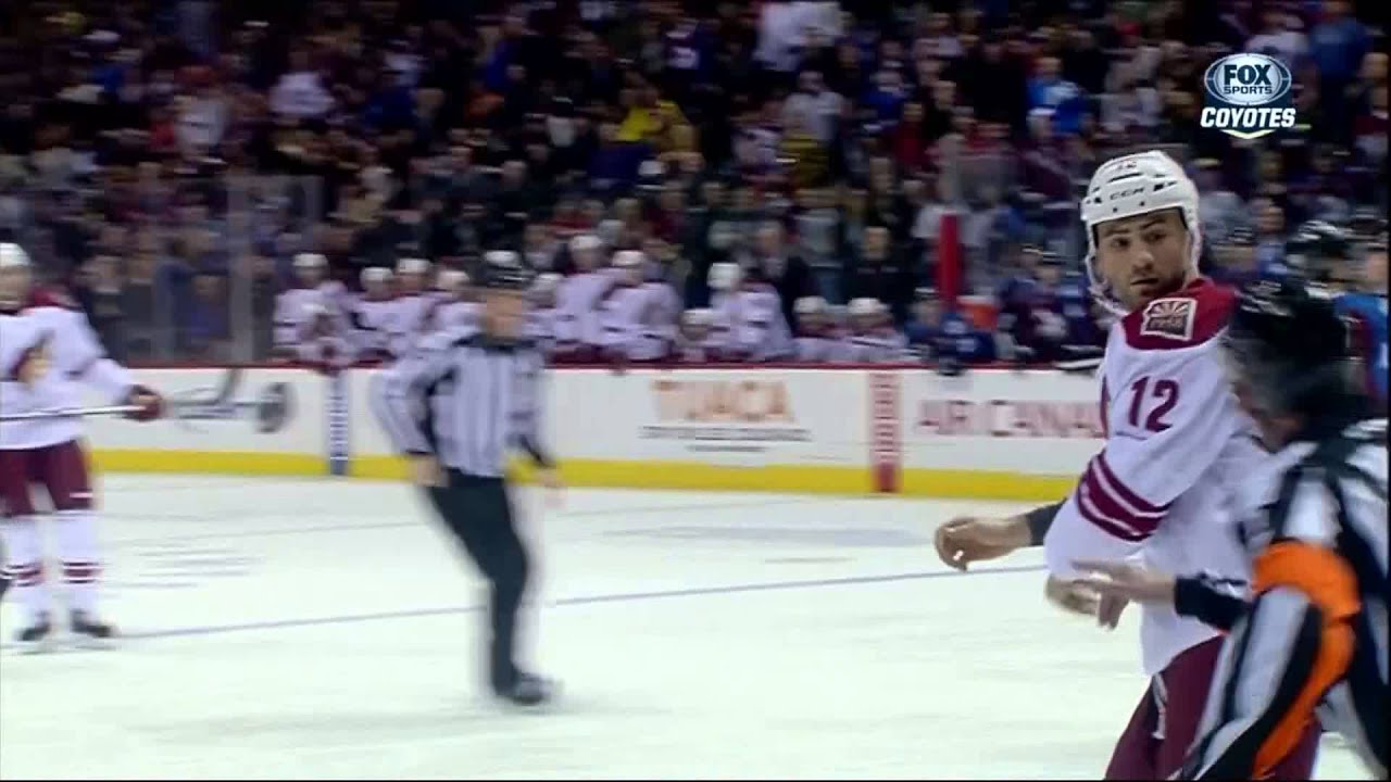 Patrick Bordeleau vs Paul Bissonnette fight Feb 11 2013 Phoenix Coyotes ...