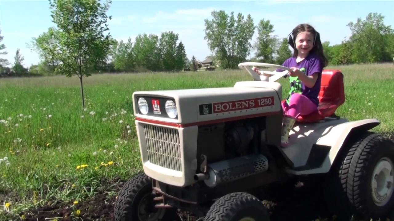 Cali Tilling the Garden with the Bolens 1250 - YouTube