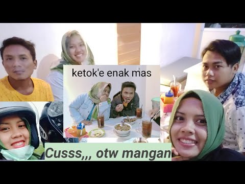 makan ayam Bakar enak || depan RSI purwodadi. Bareng bunda Fatma dan Mas Sandong.