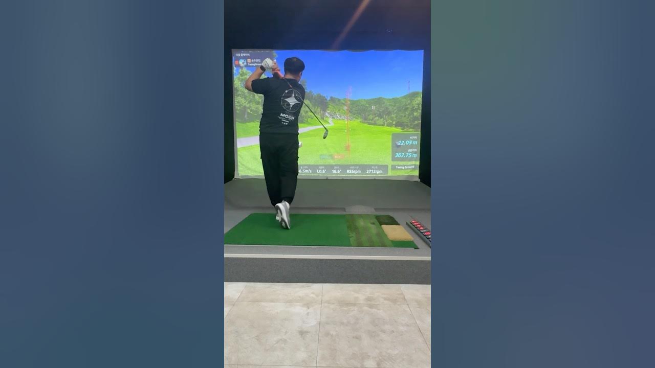 프렌즈스크린 파5 티샷이 잘되면 세컨이 망할때가 많은데 쭉 망했어 어렵게 파하하 골프 제주골프 스크린골프 프렌즈스크린