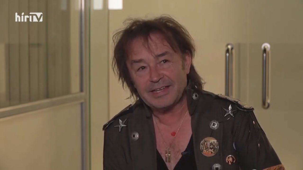 Szikora Robi a Magyar Passióról_2021.11.20. - YouTube