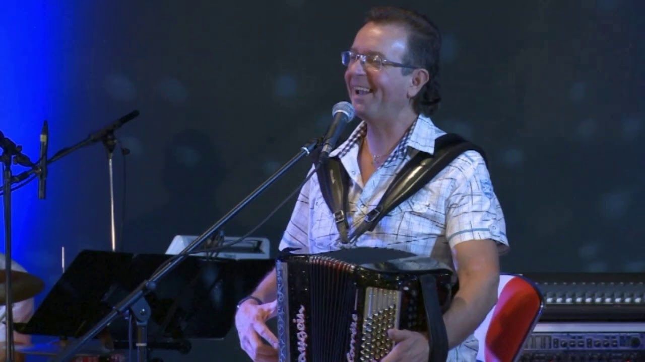 DESTINATION JAMAÏQUE - Orchestre Pierre ANDRE - YouTube