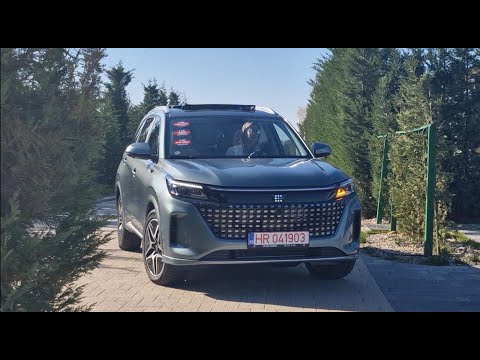 DFSK E5 - SUV-ul plug-in hibrid surpriză