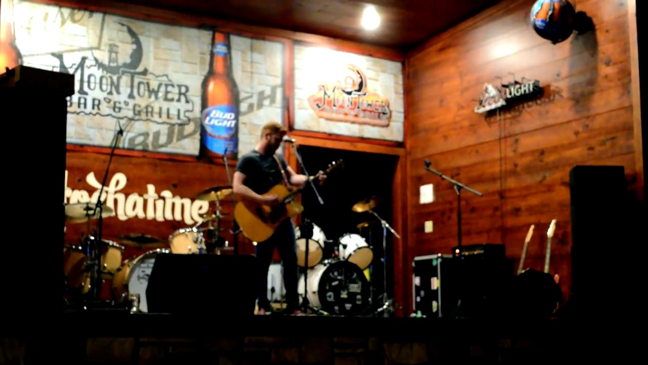 Trey Rose performs Tennessee Whiskey - 2016 McCurtain County Music ...