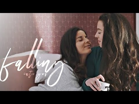 Sara & Roxane • Falling into you #demainnousappartient #pourtoi #popular #foryou #roxara