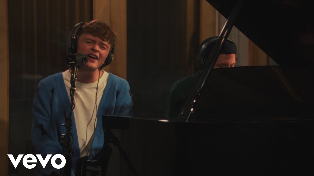 Will Linley - Magic (Acoustic) - YouTube