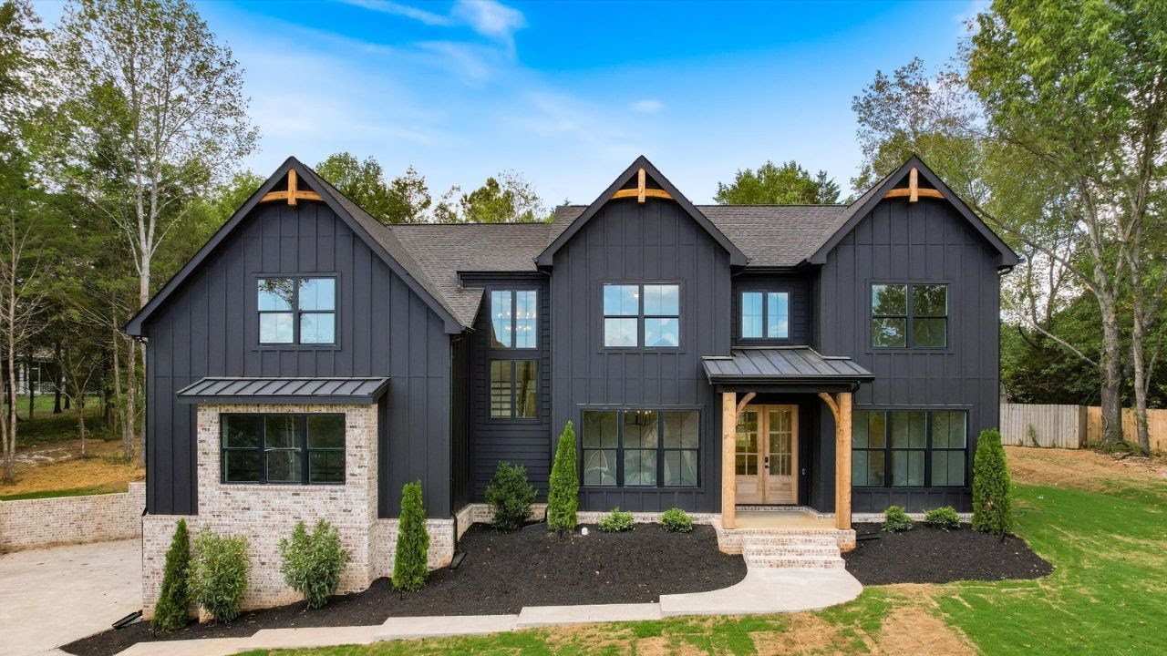 Inside a $1M Modern Farmhouse in Fairview, TN Luxury Home | Nashville ...