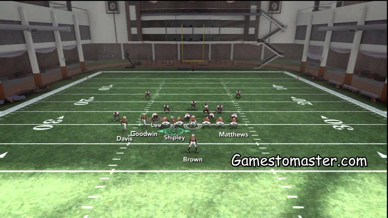 NCAA 13 Football - Motioned Crossing Routes - YouTube