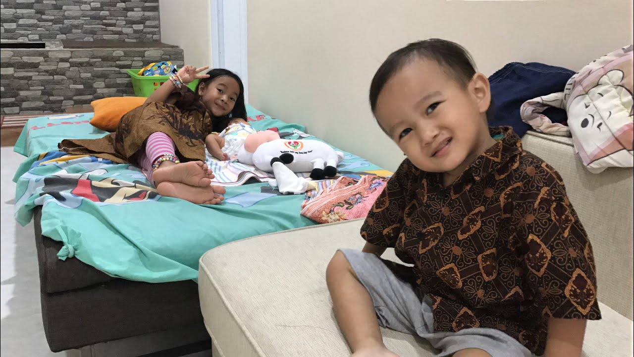 Cara Hentikan Tangisan Bayi | Zara Cute antar Adik Bayi Konsultasi ...