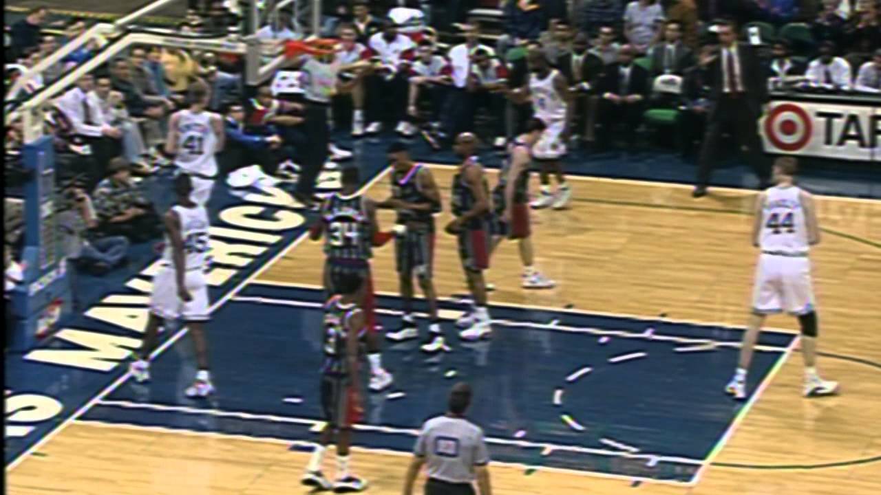 Dirk vs. Hakeem - First Career Matchup - YouTube