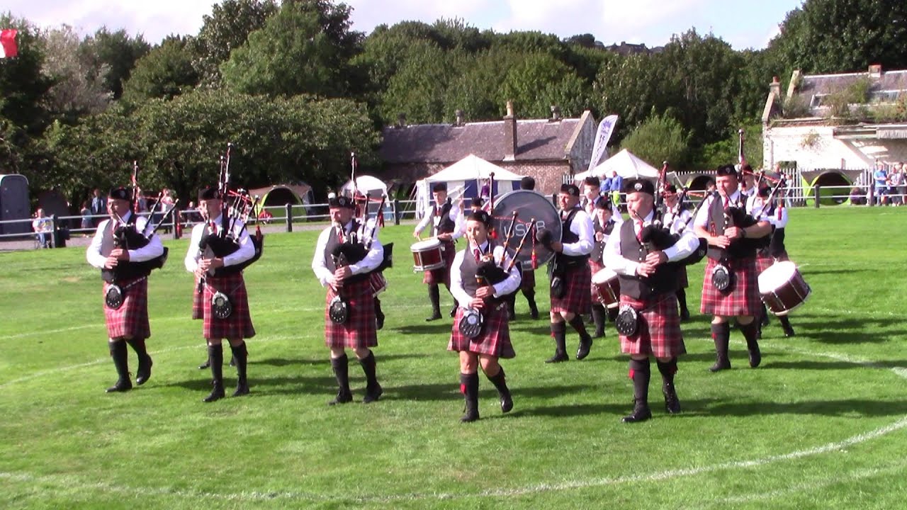 UDDINGSTON STRATHCLYDE PIPE BAND AT BUTE HIGHLAND GAMES 2022 GRADE 3 ...