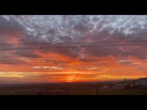 Heç kimsəyə dəyərindən artıq dəyər vermə. Çünki, ya onu itirərsən, ya da özünü məhv edərsən..