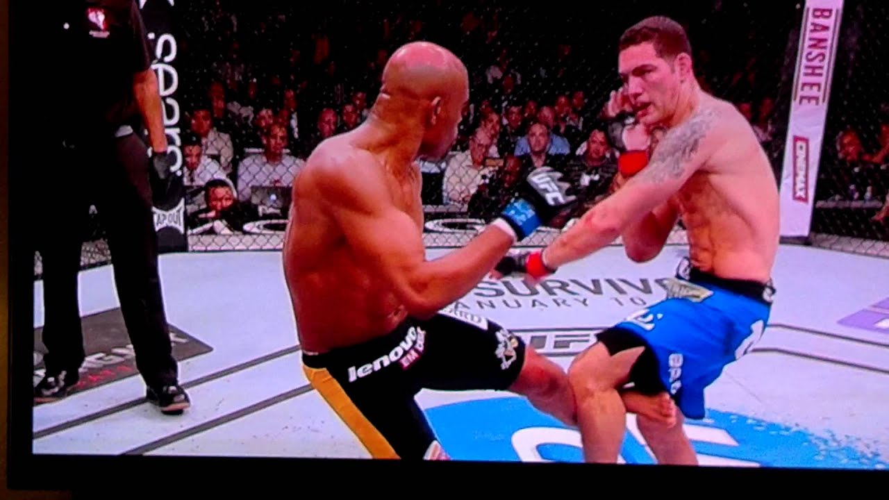 Anderson Silva broken leg ufc 168 - YouTube