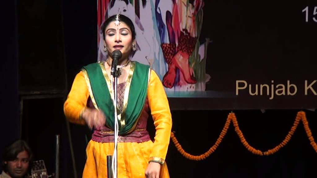 Srishti Gupta Performing Bandish of Raigarh Gharana - 1 - YouTube
