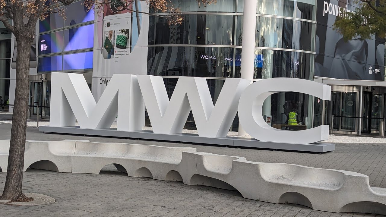 MWC24 Mobile World Congress Barcelona 2024 live Walkthrough #mwc2024 ...