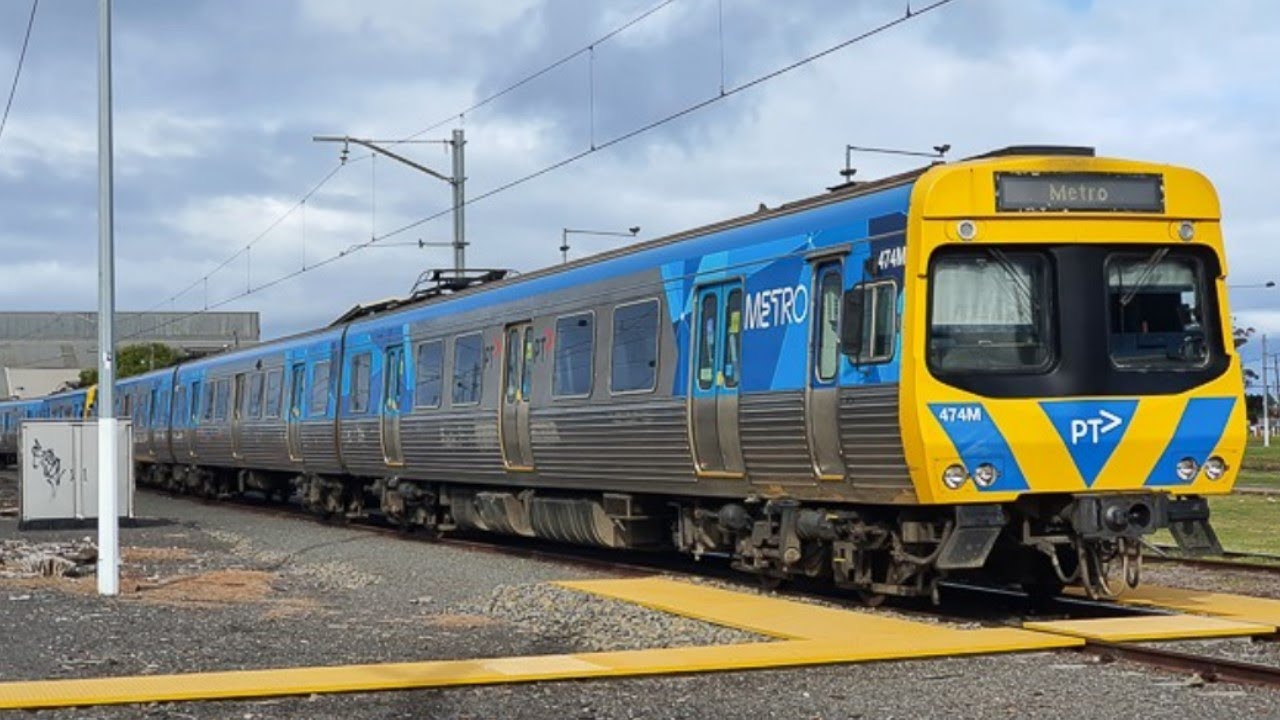 EDI Comeng Footages and Review - YouTube