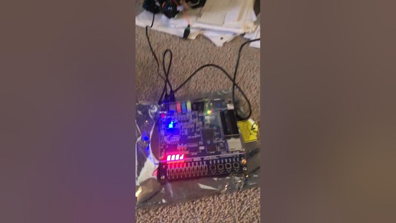 Cet3198 lab 3 part 1 hexadecimal display - YouTube