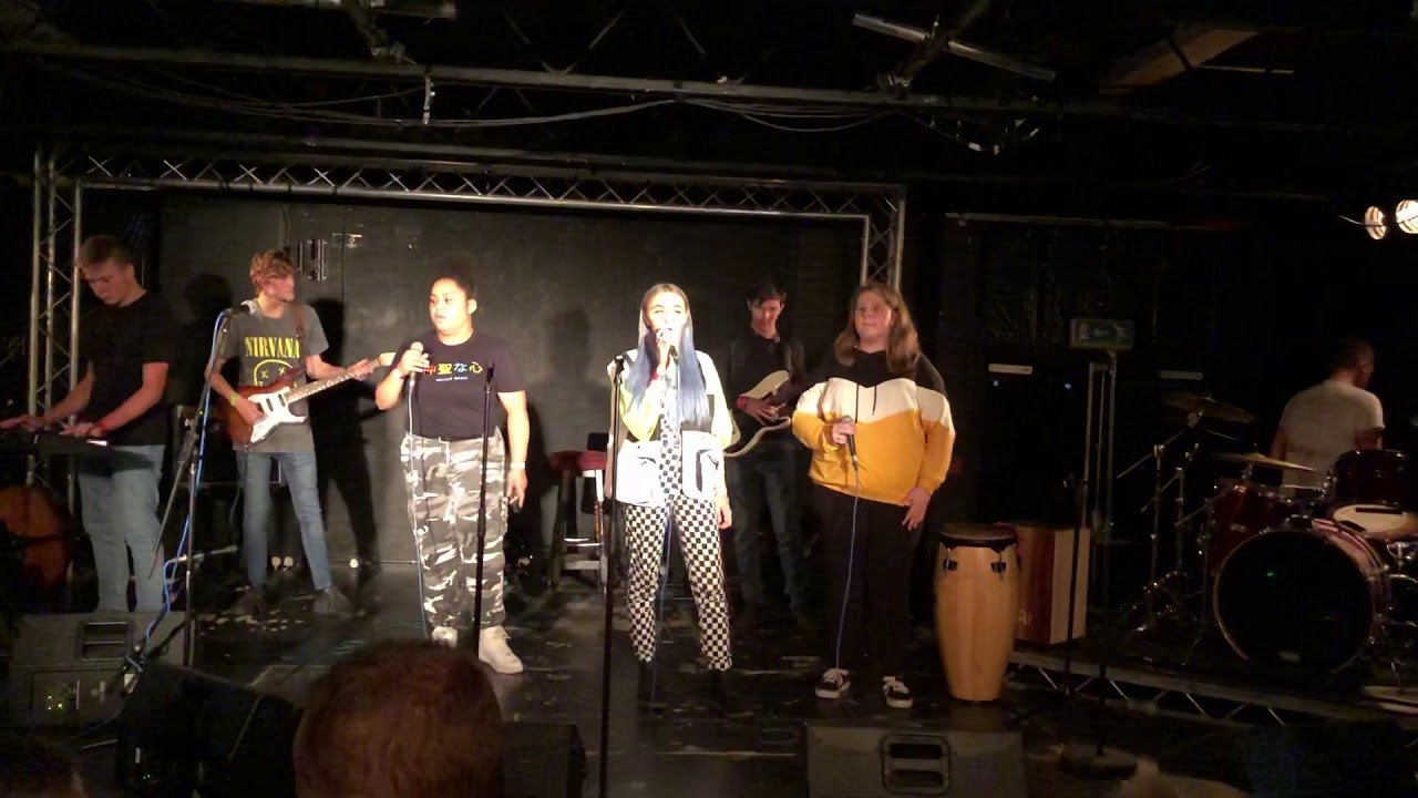 Matrix Gig - Evening Show - Piece of My Heart - YouTube