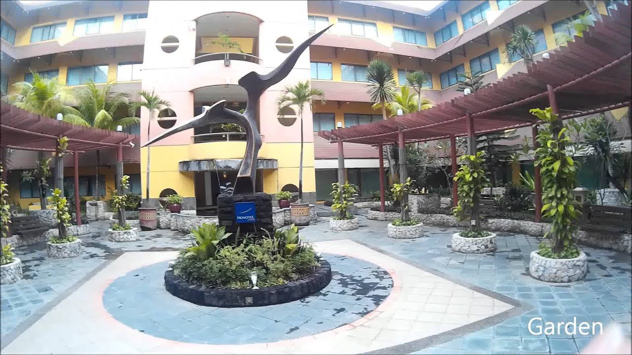 Review of Novotel Batam Business Suite - YouTube