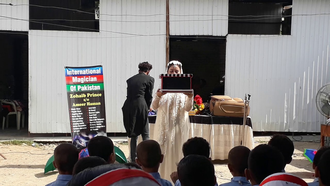 Magician zohaib prince s/o Ameer hassan contact us nbr 03006345182 ...