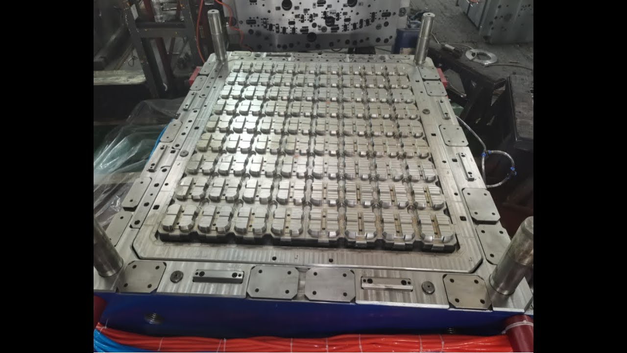 Box injection tray mold are being produced and tested. - YouTube