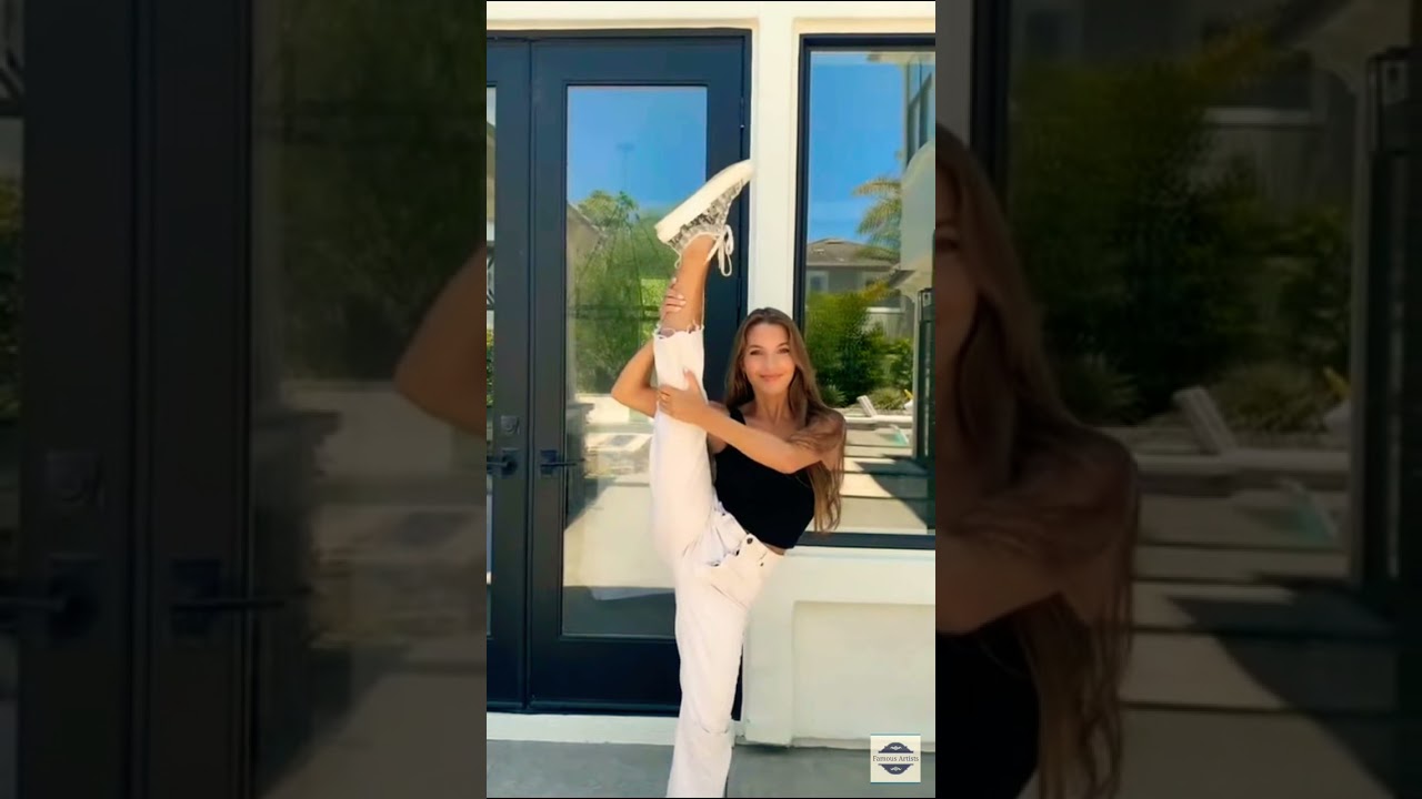 Lexi is so flexible😯😉 # Lexi rivera - YouTube