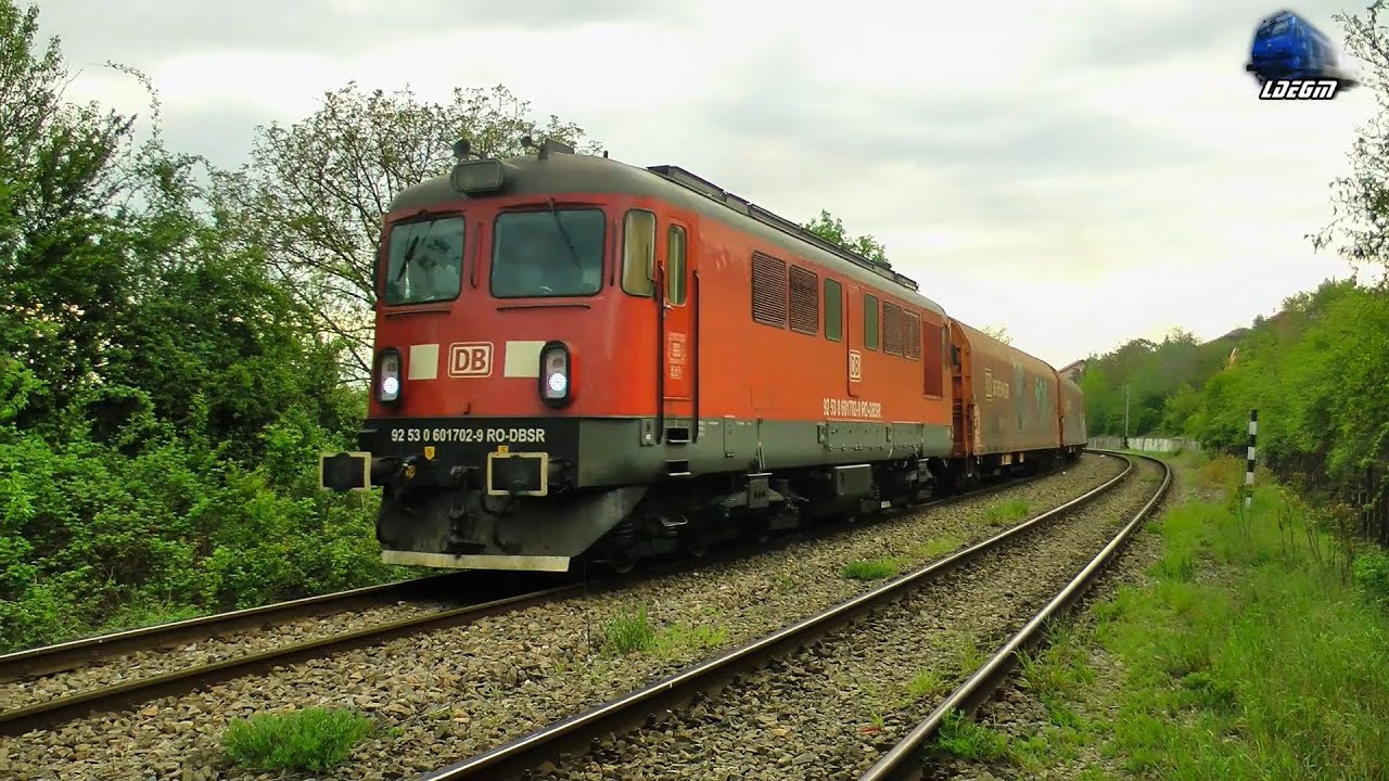 060-DA 60-1702-9 cu/with Marfar DB Schenker Freight Train in Oradea ...
