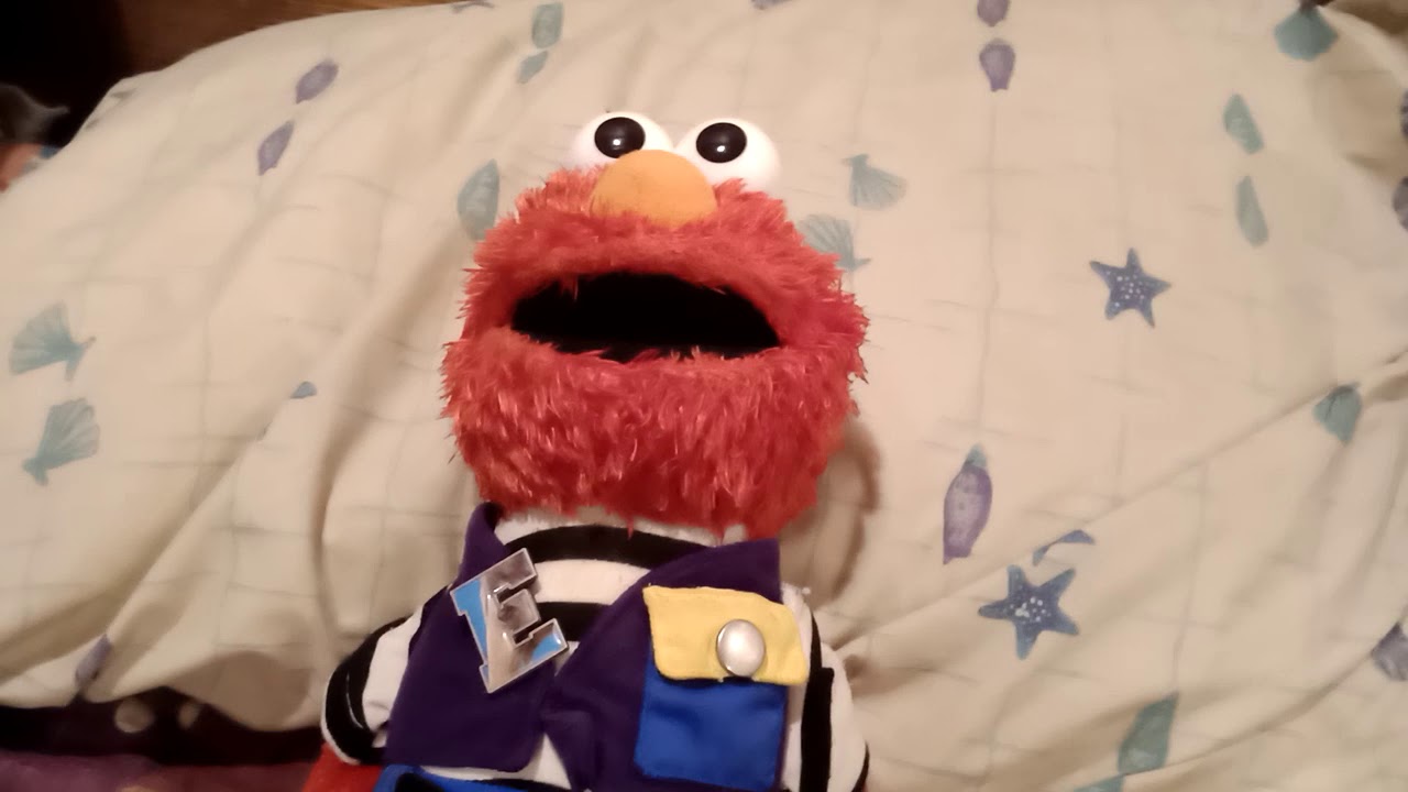 Elmo sings the sound that's in the air - YouTube