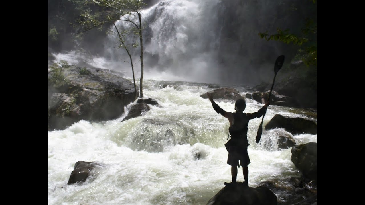 West Fork Tuck | Dagger Phantom | Whitewater Kayaking - YouTube