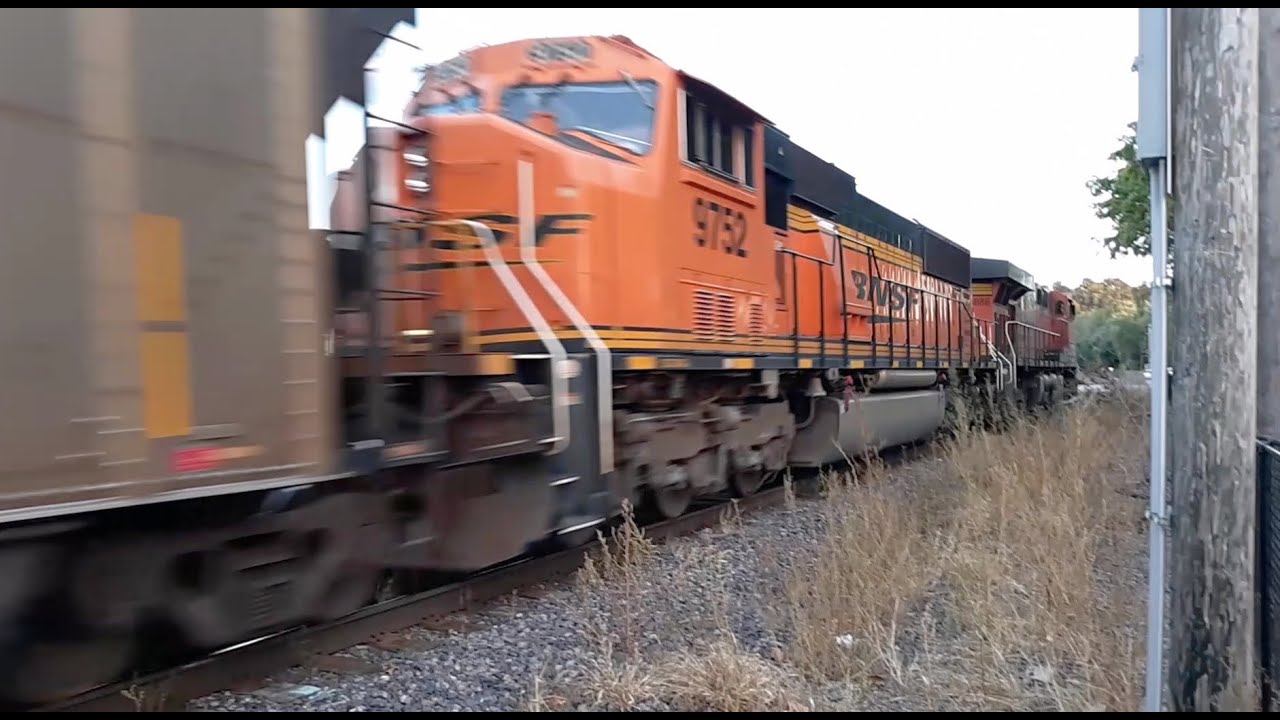 Rail action on the BNSF K-line! September 2022 - YouTube