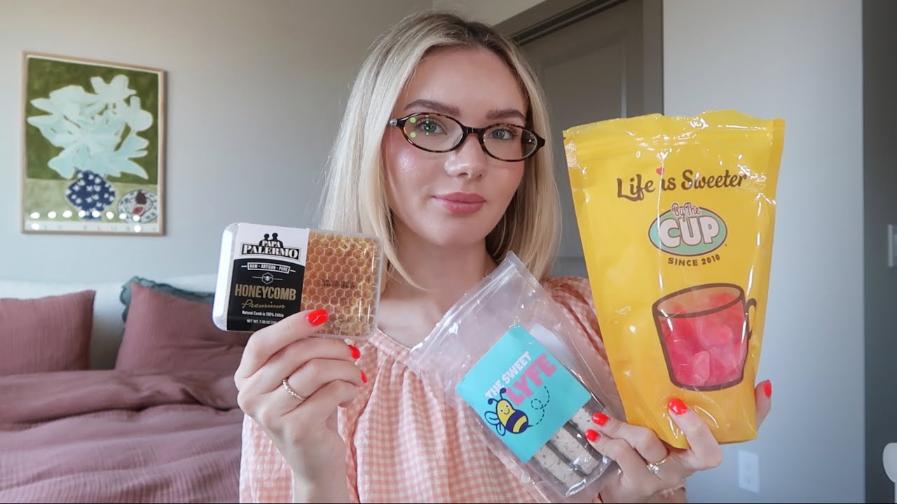 ASMR | eating popular ASMR foods *chewy and crunchy sounds* - YouTube