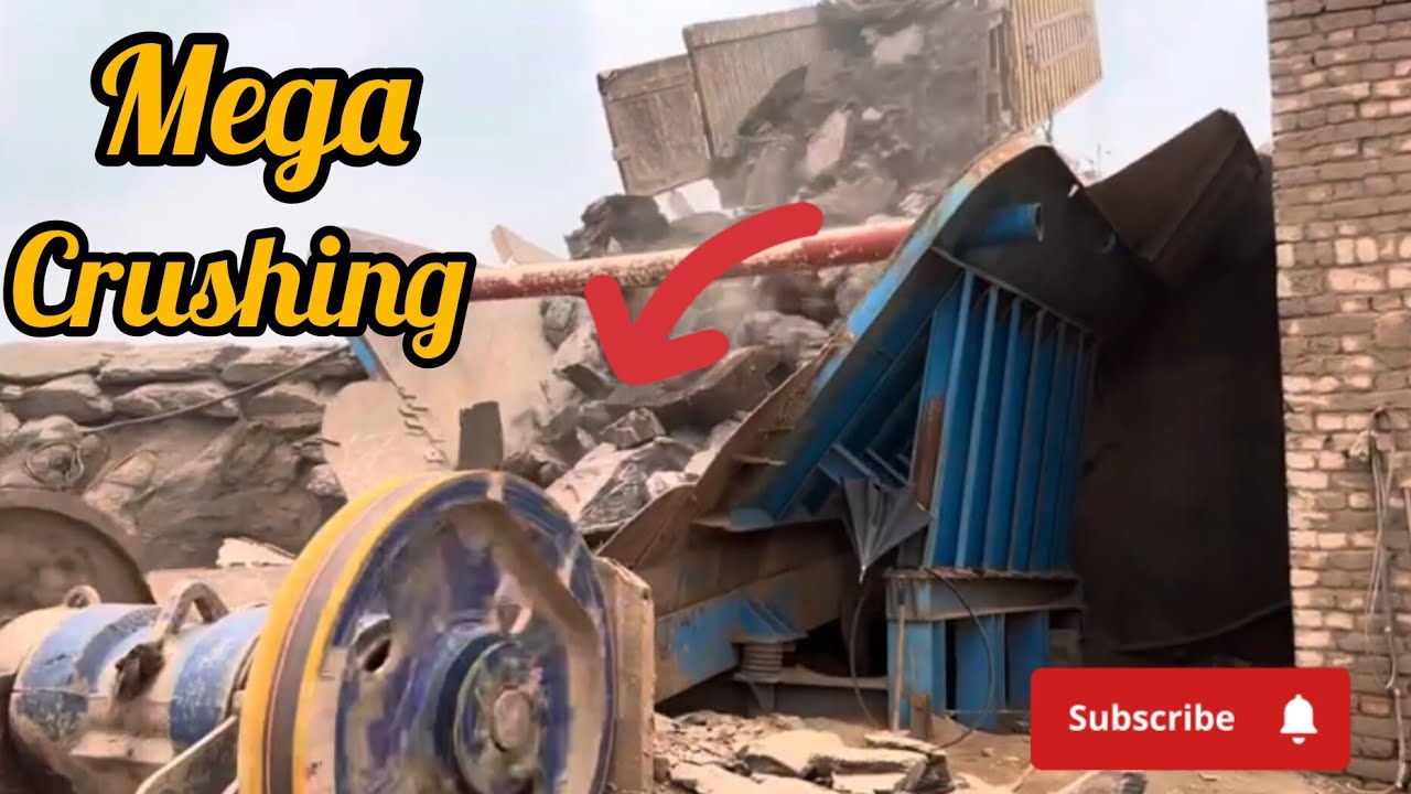 Super Giant Rock Crushers in action Rubble Crusher Master Jaw Crusher ...
